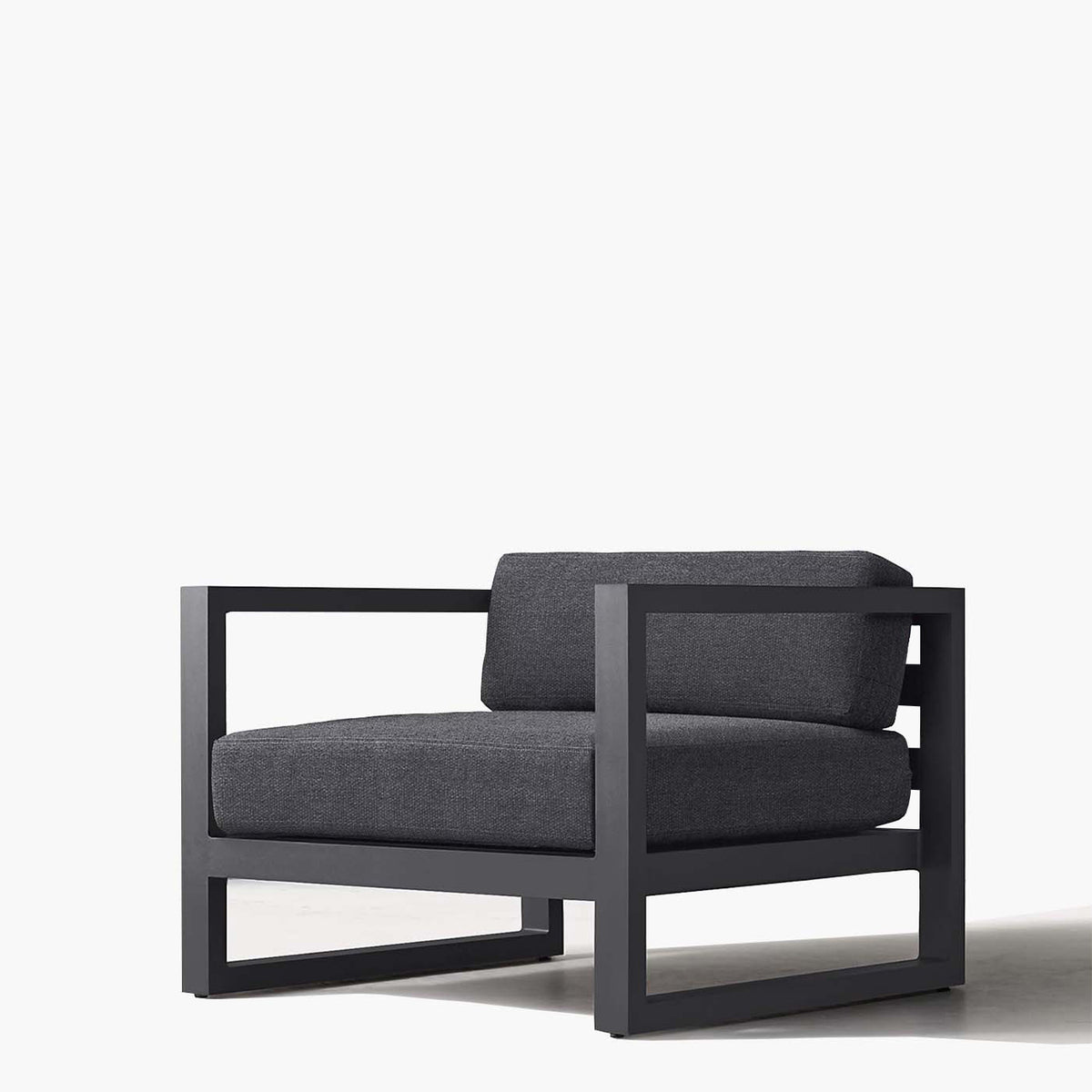 Sofás y sillones de terraza para confort al aire libre | Form